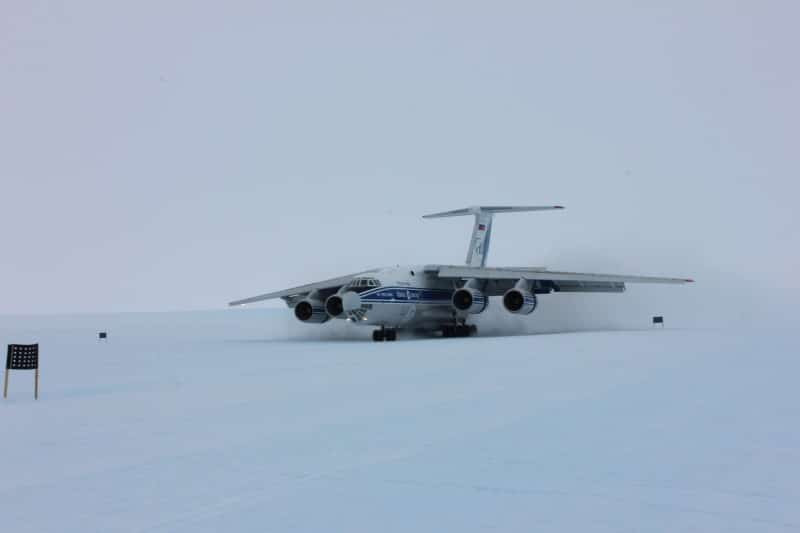 Volga-Dnepr freighter makes inaugural Antarctica landing - Air Cargo Week