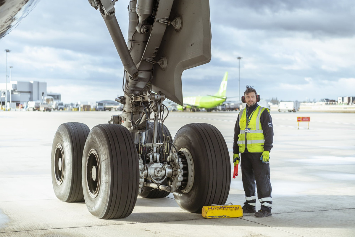 Aviation Services UK's members now support 70% of all UK flights - Air ...